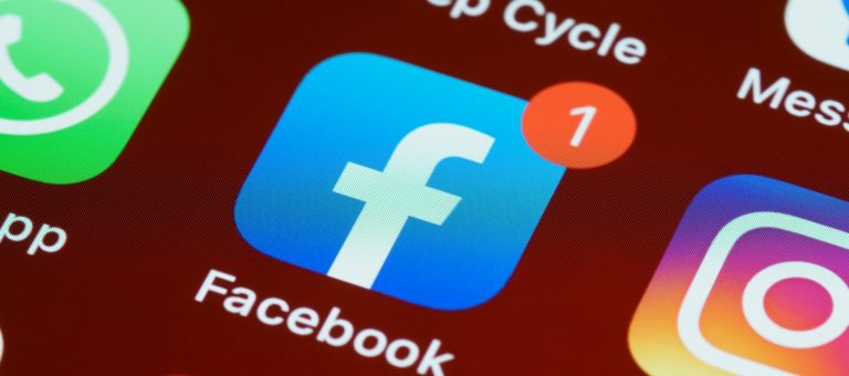 如何将Facebook账号关联Instagram，实现消息同步？ - IPdodo跨境网络资讯-IPdodo跨境网络资讯