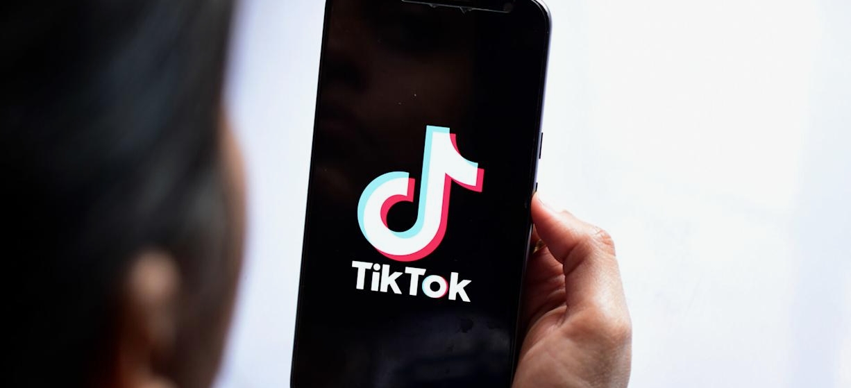 TikTok刷不出来视频怎么办？一文教你全方位自查与解决 - IPdodo跨境网络资讯